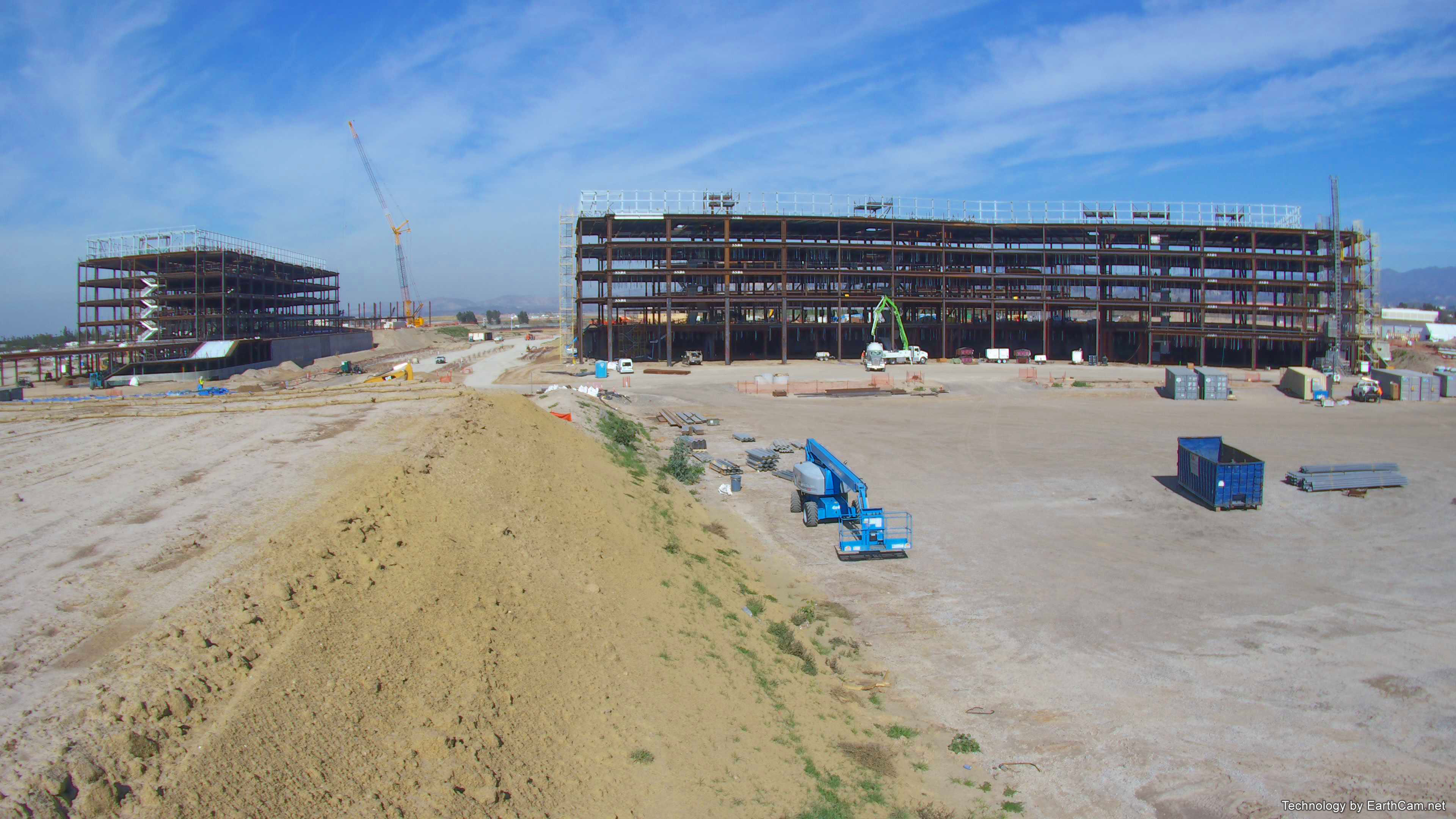 EarthCam | Mobile StreamCam 4K Construction Camera